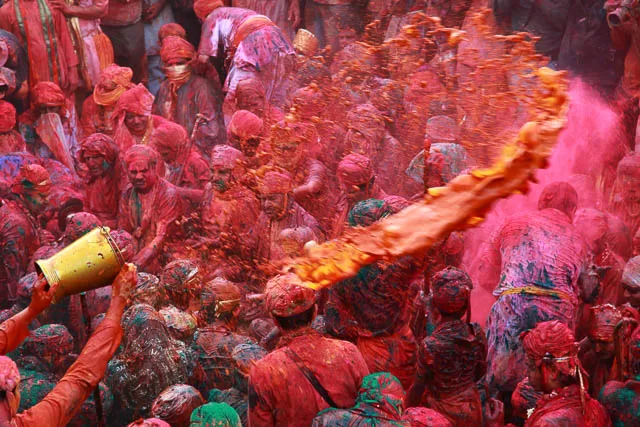 10 places to experience holi in India