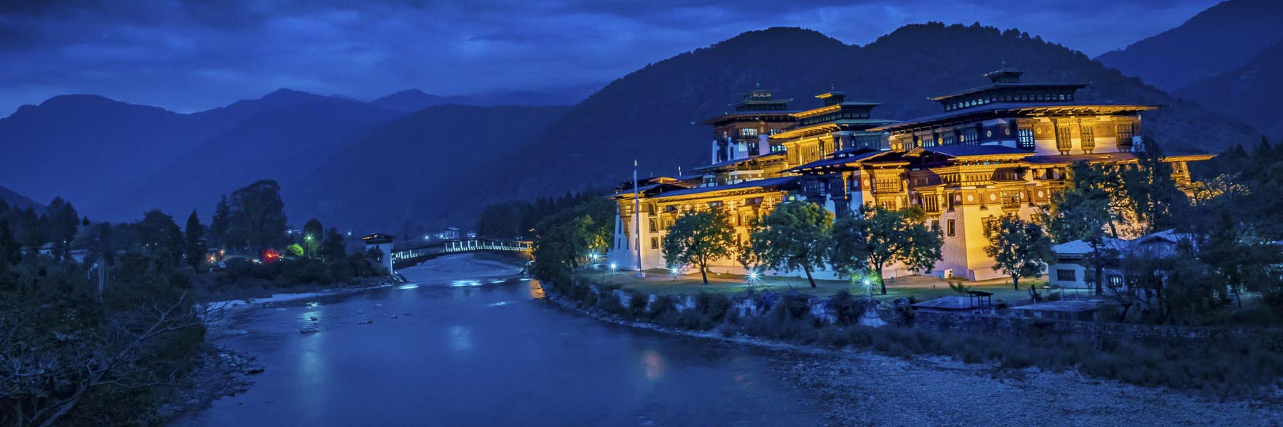 Punakha Dzong Punakha Bhutan Bhutan Hiking Wild Voyager