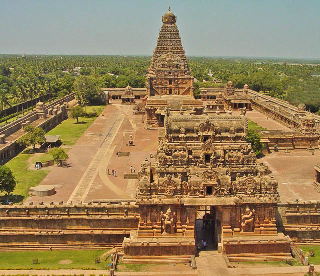 Temple in thanjavur | tanjore india | Wild Voyager